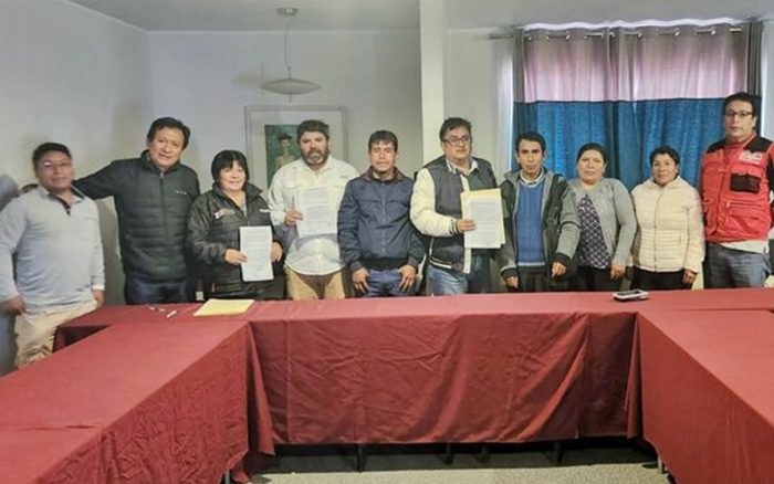 Concluye Mesa de Diálogo con la firma de Convenio Marco entre la Comunidad Campesina de Atcas y ...