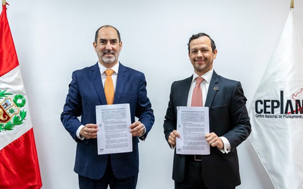 Ceplan y la empresa minera Las Bambas firman un acuerdo con el propósito de fortalecer el ...