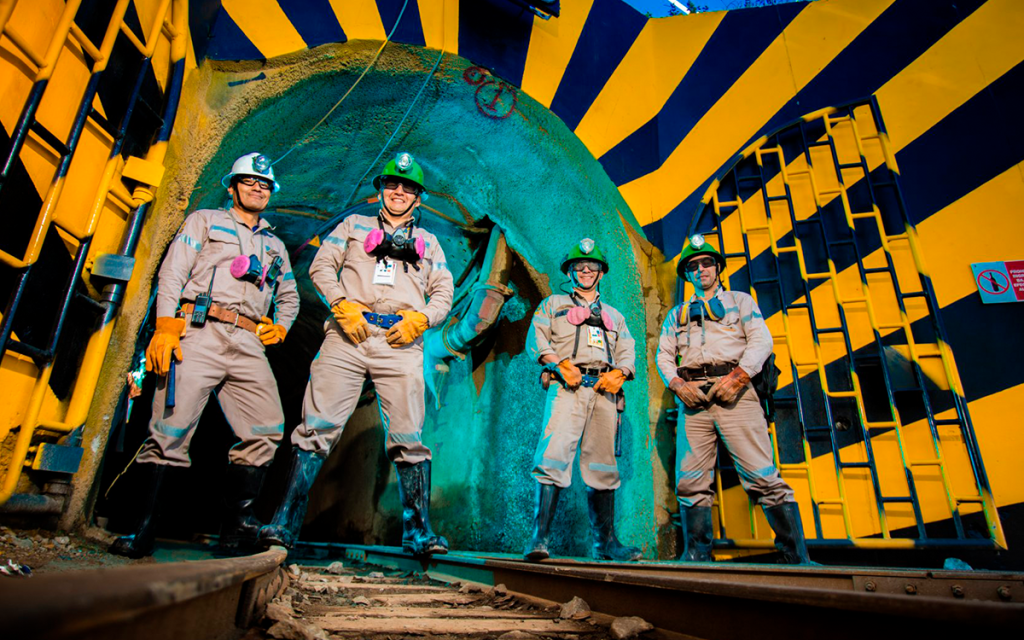 Minera Poderosa Alcanza Ventas de S/ 1,993 Millones en 2023, Impulsando ...